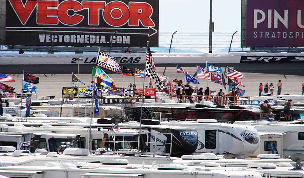 A1 Flags and Poles - Flagpoles, Flags, Mounts, Solar Beacon Lights ...